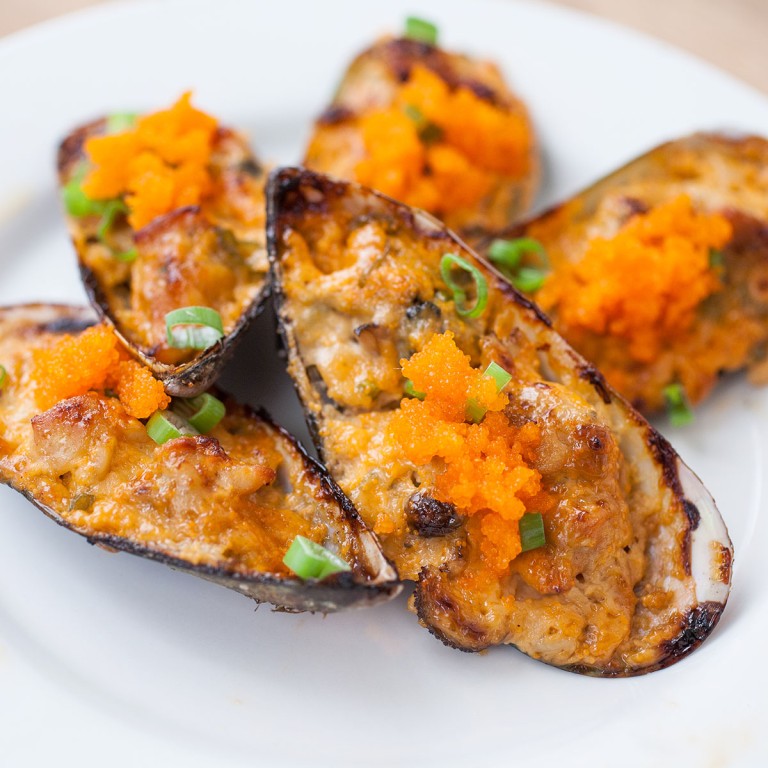 Japanese Baked Dynamite Mussels Recipe - So Easy!
