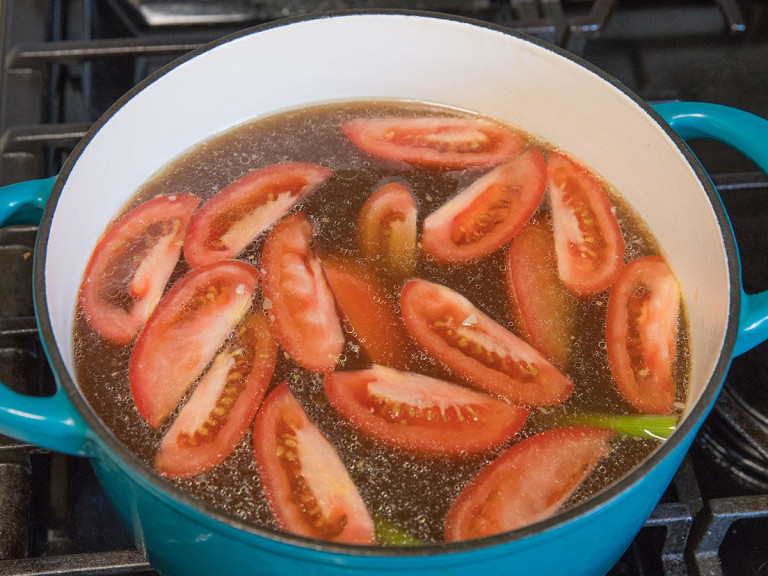 Canh Chua Ca Recipe - Vietnamese Sweet and Sour Fish Soup