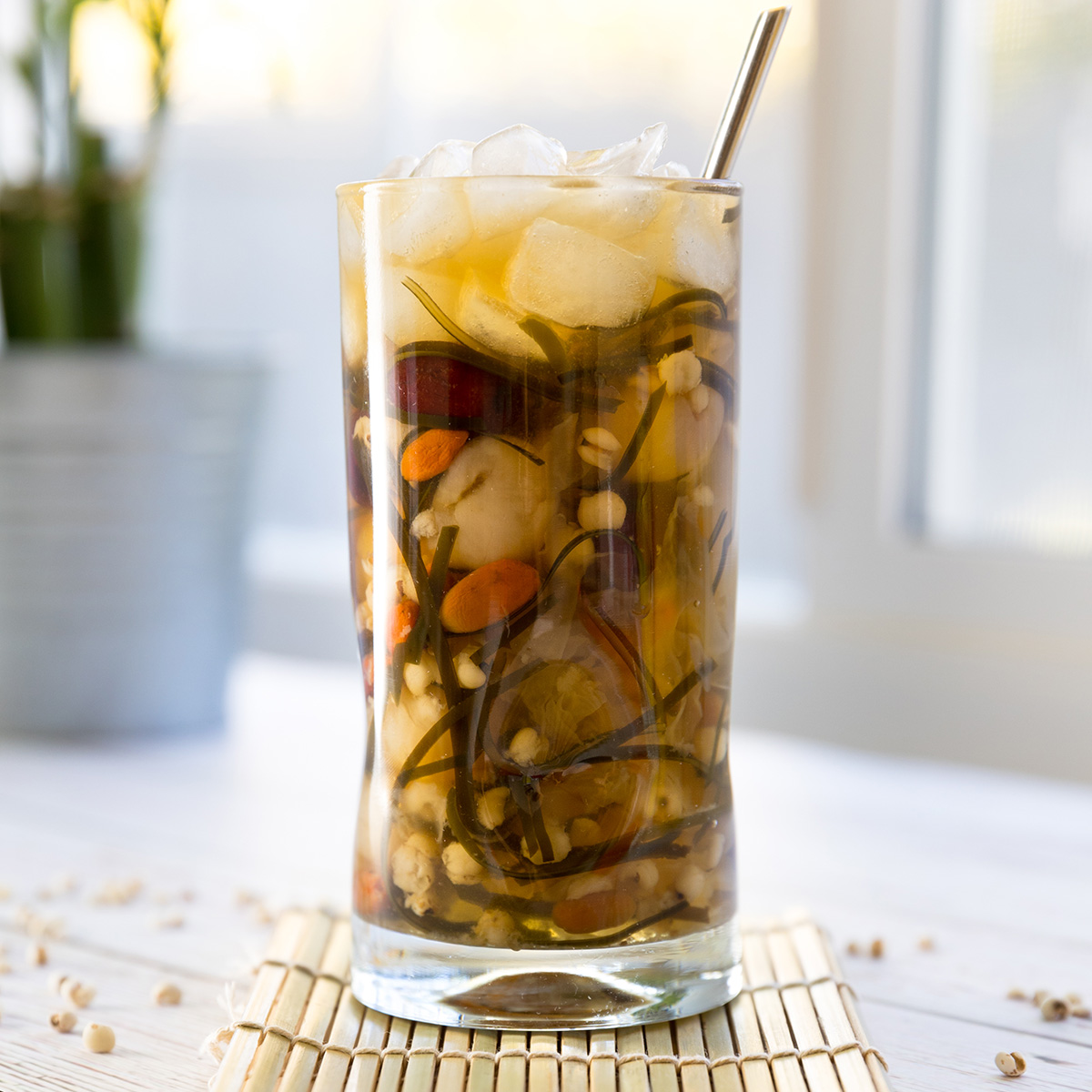 Che Sam Bo Luong - Refreshing Vietnamese Herbal Dessert Drink