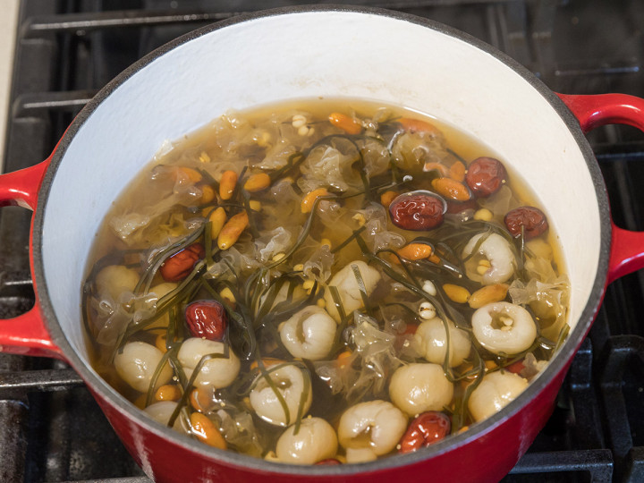 Che Sam Bo Luong - Refreshing Vietnamese Herbal Dessert Drink