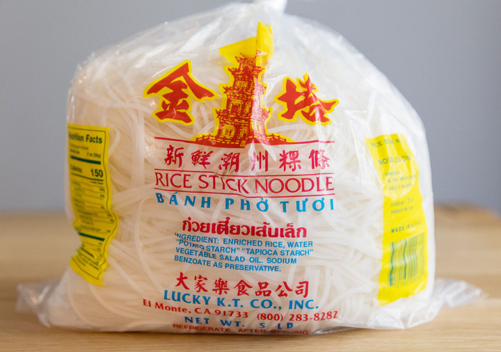 Pho Tai - Vietnamese Beef Pho Recipe with Rare Steak