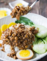 Lu Rou Fan Recipe (Taiwanese Braised Pork Rice - 滷肉飯 )