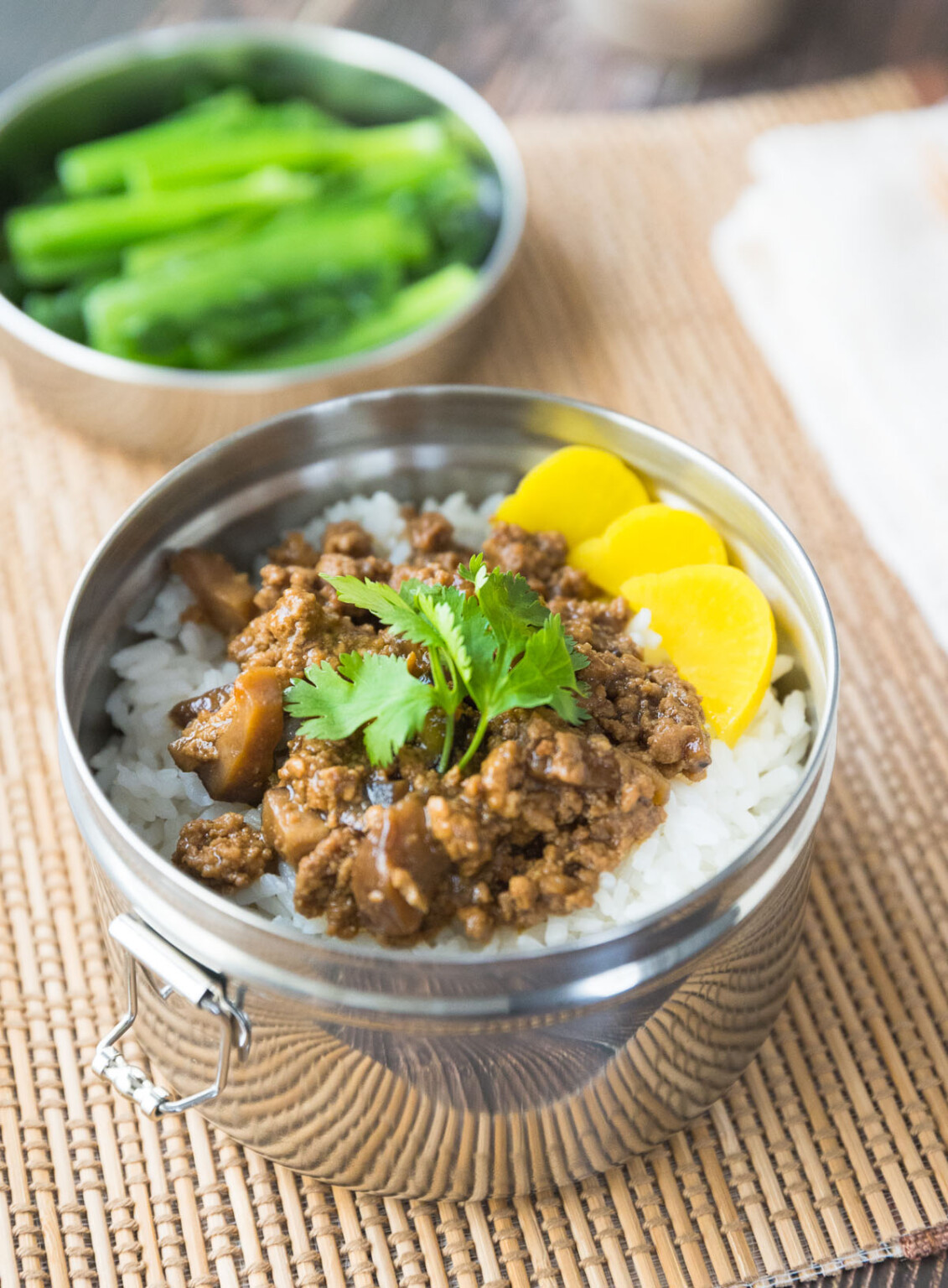 Taiwanese Braised Minced Pork Rice (Rou Zao Fan - 肉臊飯)
