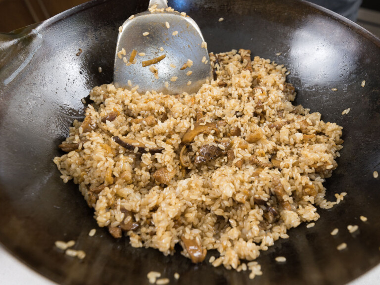 Taiwanese Sticky Rice - You Fan 油飯 (Oil Rice)